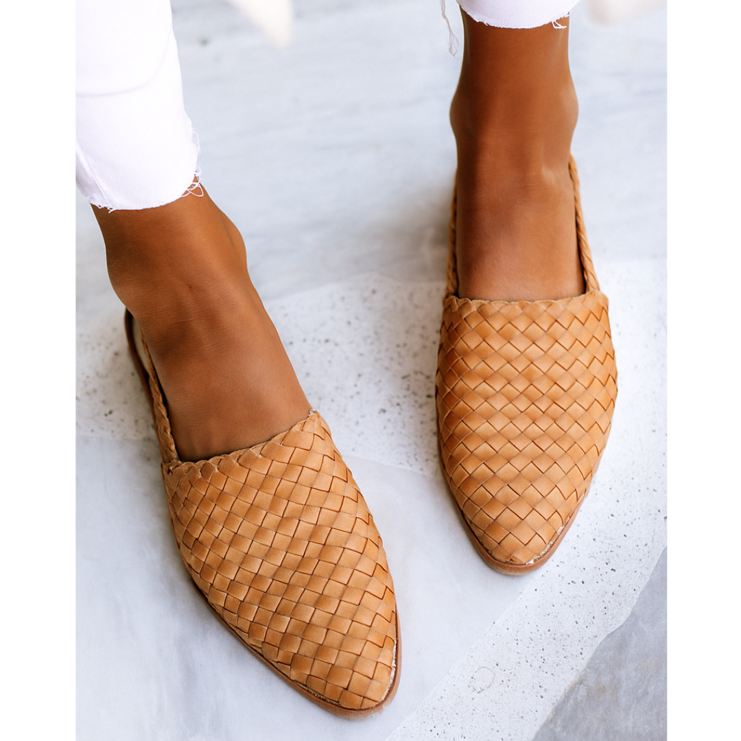 FURUYA™ – All-Day Classic Orthopedic Shoes – Amanda & Avery